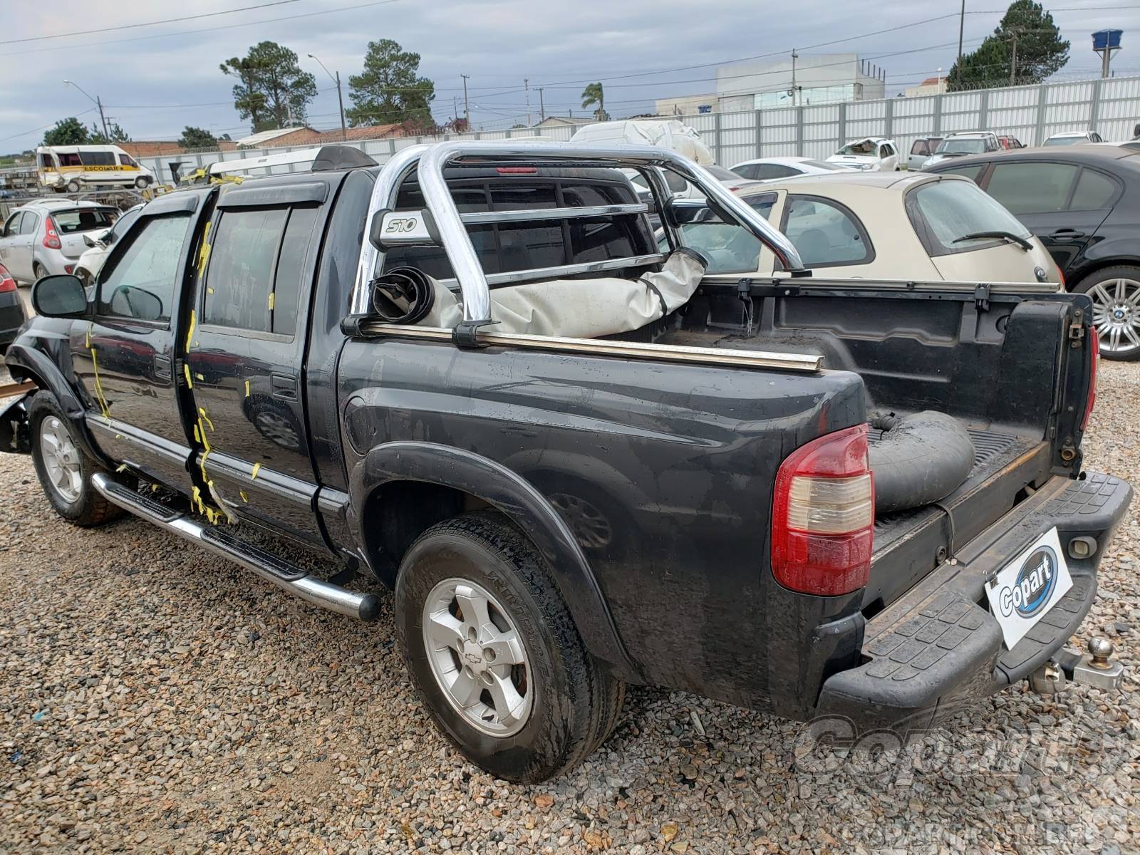 à venda | Curitiba - PR - Leilões de veículos na Copart